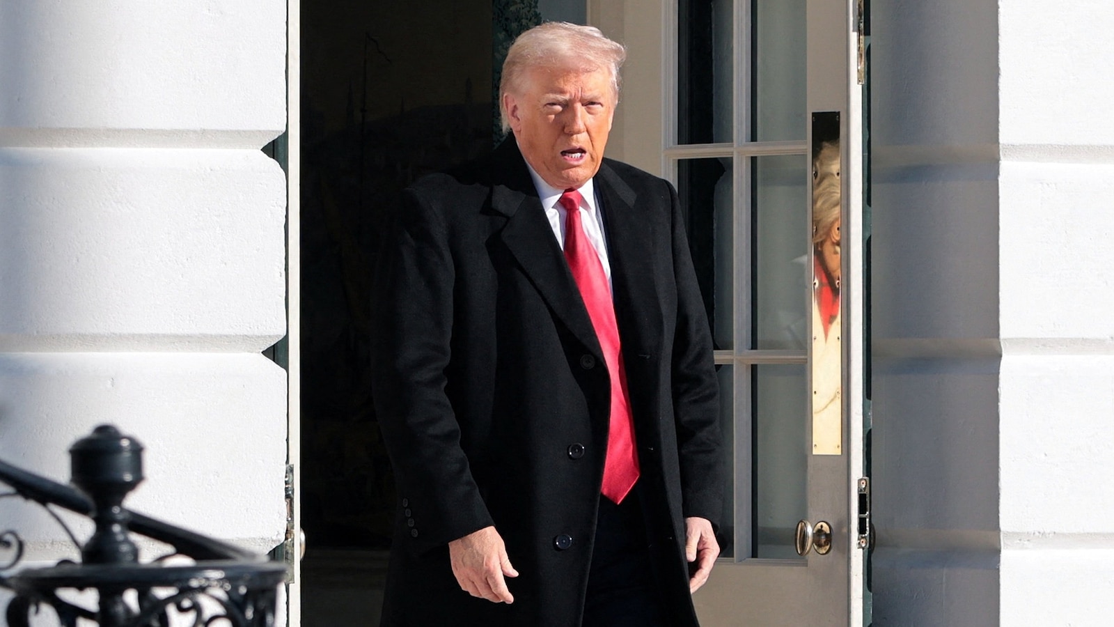 Minneapolis ICE Shooting: Trump Threatens Minnesota Democrats - Live ...