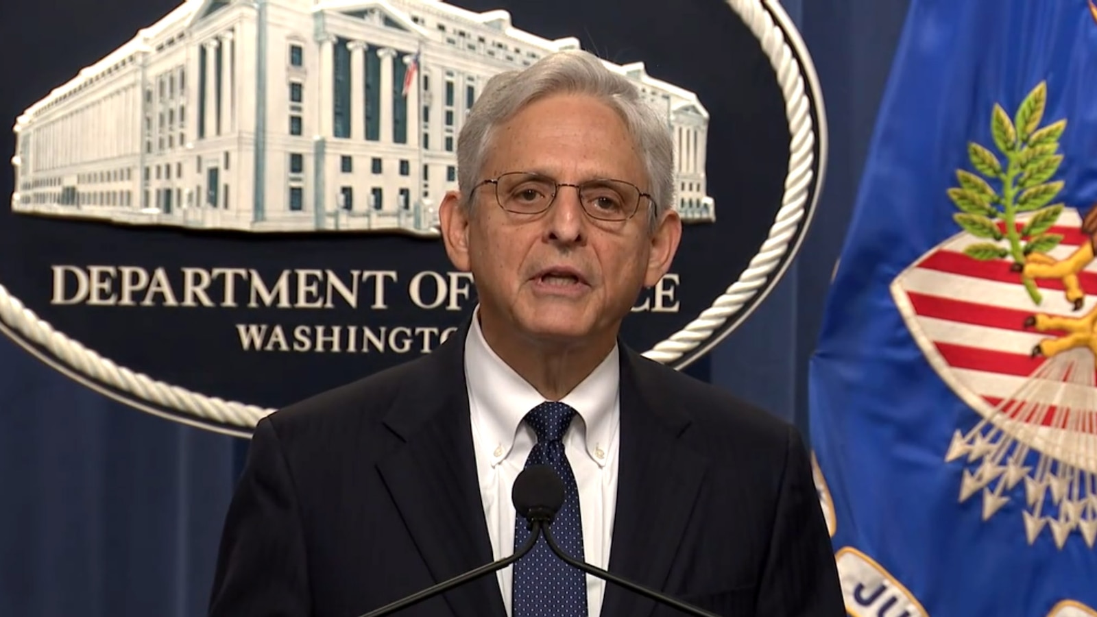 AG Merrick Garland says he signed off on Trump search, denounces ...